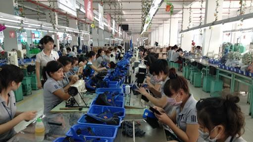 Gjenåpning av Kingmakers fabrikker i Vietnam